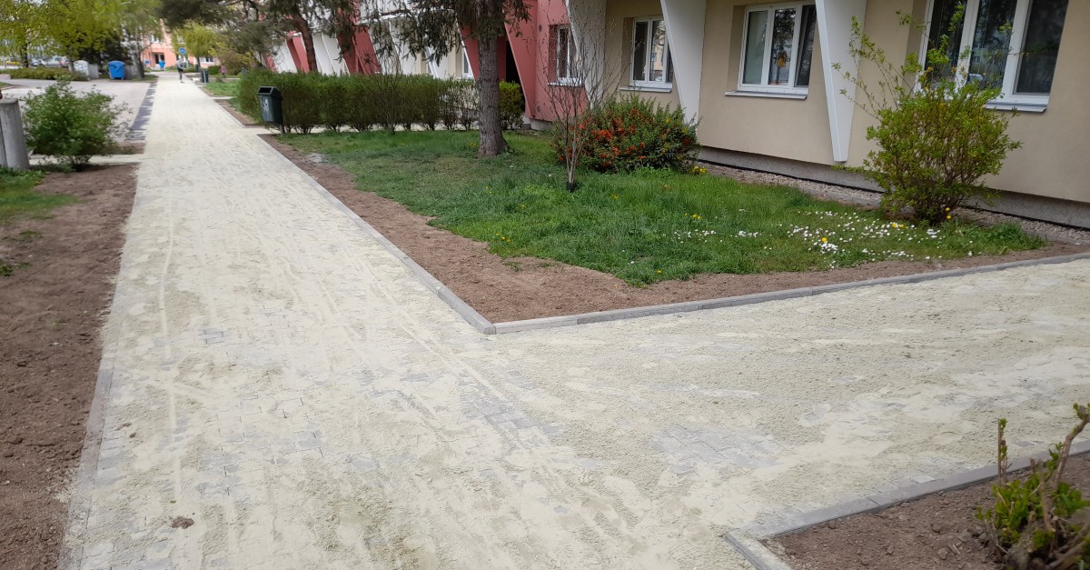 Oprava chodníků 2023 - sídl. Svobody, blok 12 | Prostějov